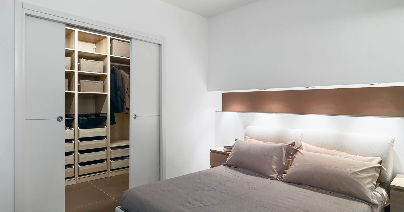 Top 15+ Stylish Wardrobes With Drawers' Designs Ideas